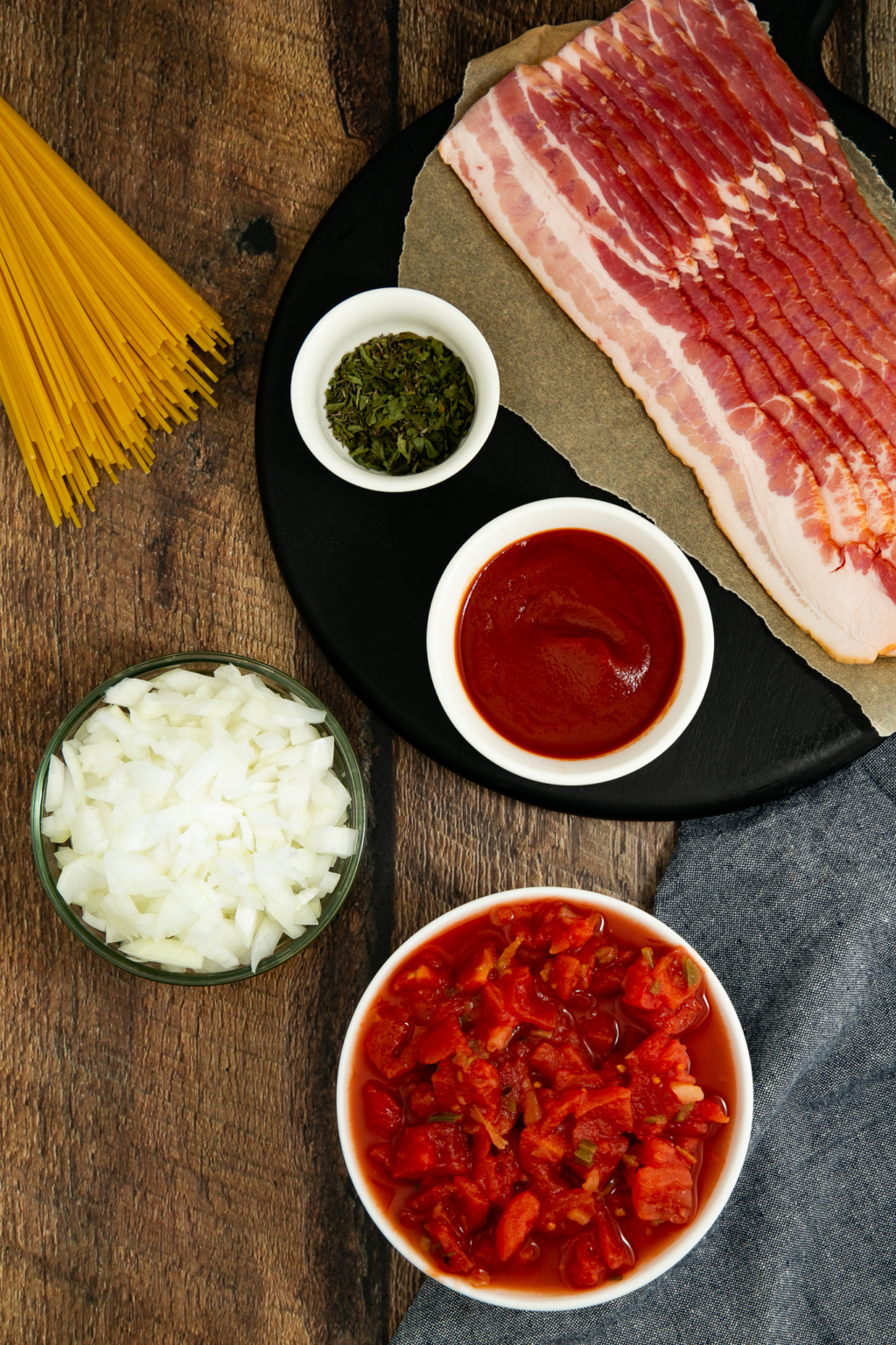 Easy Bacon Spaghetti Bake with Tomatoes and Onion - The Sensible Family